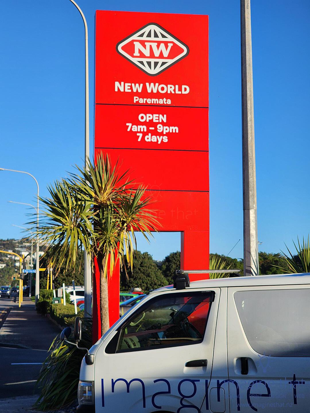 Outdoor Signage | New World | New Zealand